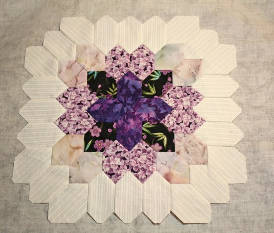 Lucy Boston Patchwork of the Crosses | Quilt Obsession | Page 4